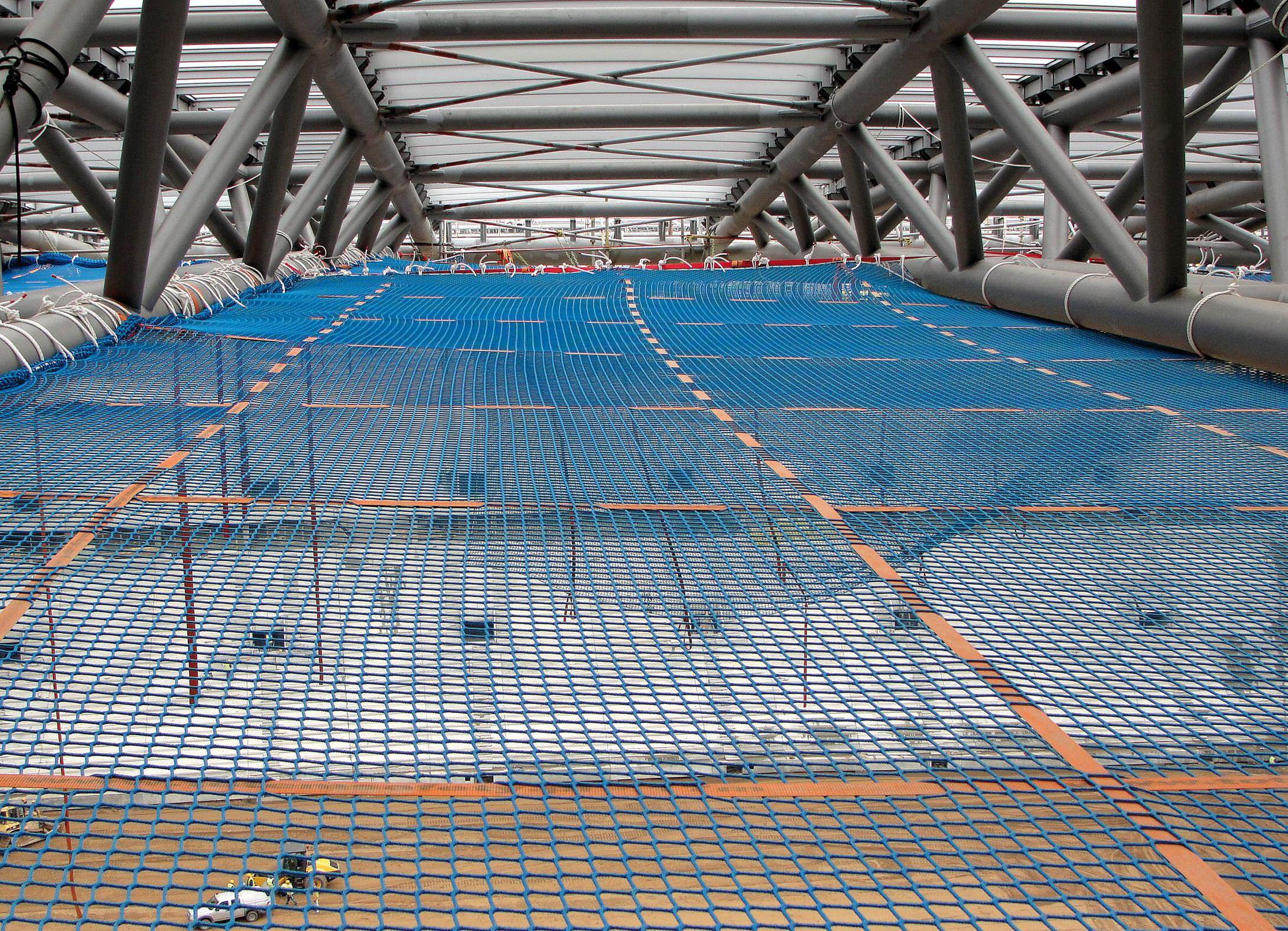 Custom-Made Working Platform Net DGUV 201-010 | Safetynet365